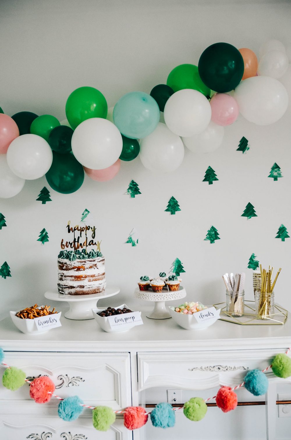 Woodland Four-est (Forest) Themed Birthday Party Decor | DIY Ideas and ...